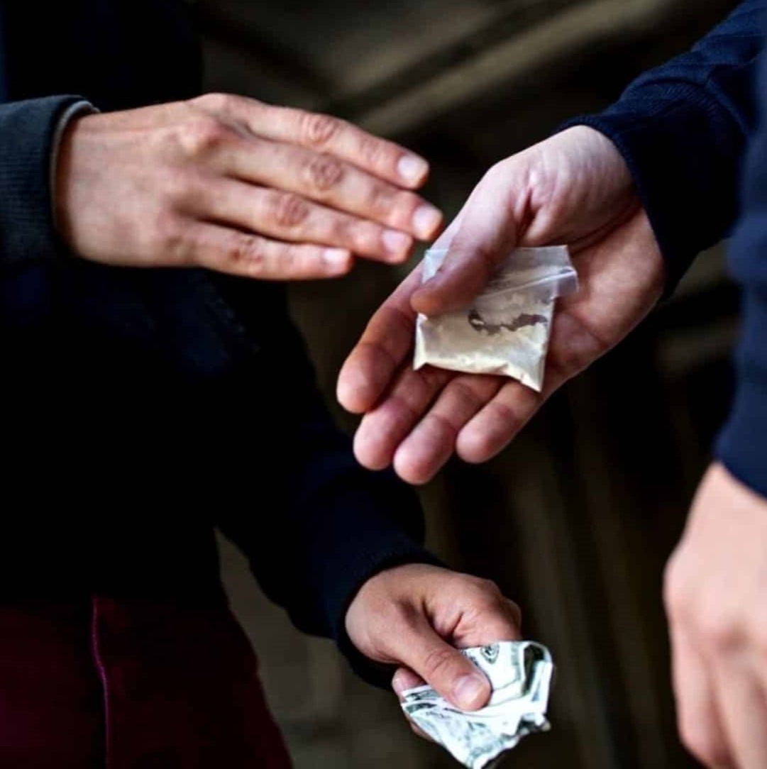 Ο εκσυγχρονισμός της διακίνησης ναρκωτικών - ΟΜΙΛΟΣ ΔΙΕΘΝΩΝ ...